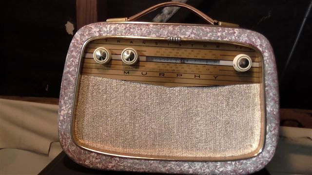 James’ vintage transistor radio collection | The SWLing Post