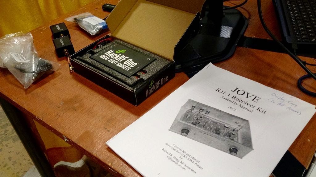 2016 Dayton Hamvention: Inside Exhibits Photos | The SWLing Post