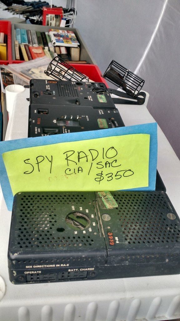 2016 Dayton Hamvention: Inside Exhibits Photos | The SWLing Post