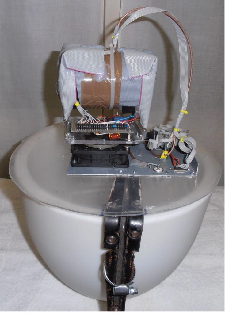 Valentino experiments with a ferrite sheet loop antenna | The SWLing Post