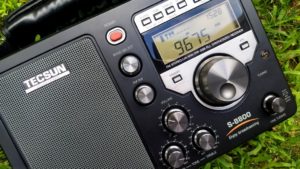 A review of the Tecsun S-8800 shortwave/LW/AM-MW/FM portable receiver ...