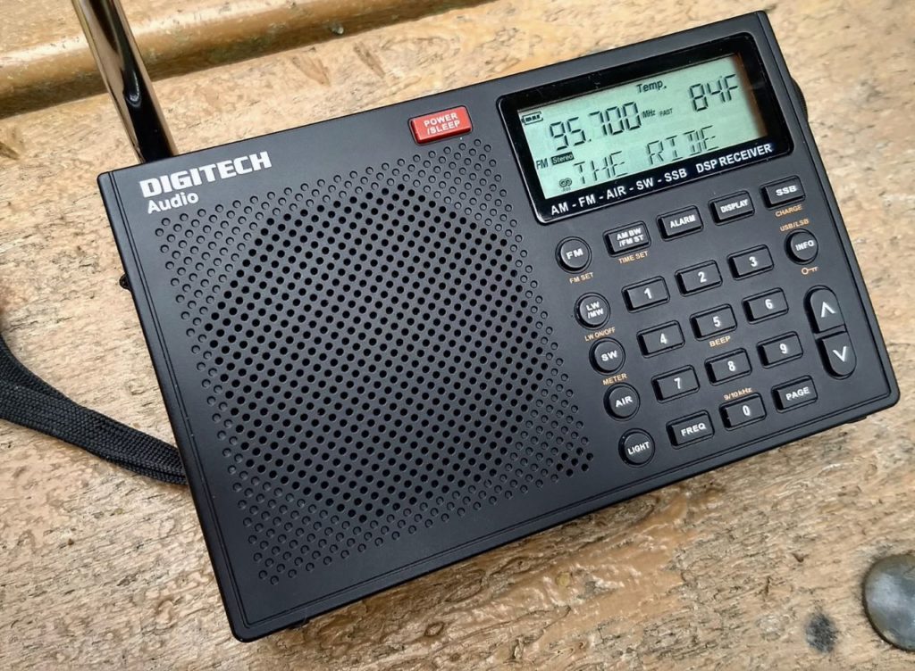 Review of the Digitech AR-1780 portable shortwave radio | The SWLing Post