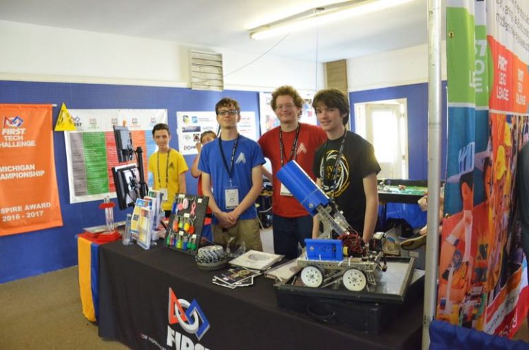 2018 Hamvention Photos Sunday – 78 of 83 | The SWLing Post