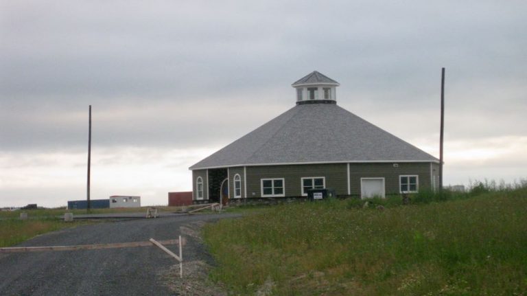 Photos of WBCQ station construction | The SWLing Post