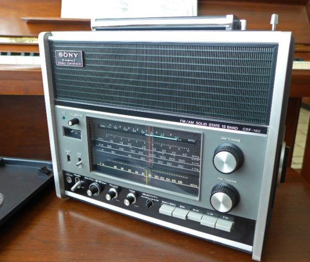 Jon’s Sony CRF-160: Should it stay or should it go? | The SWLing Post