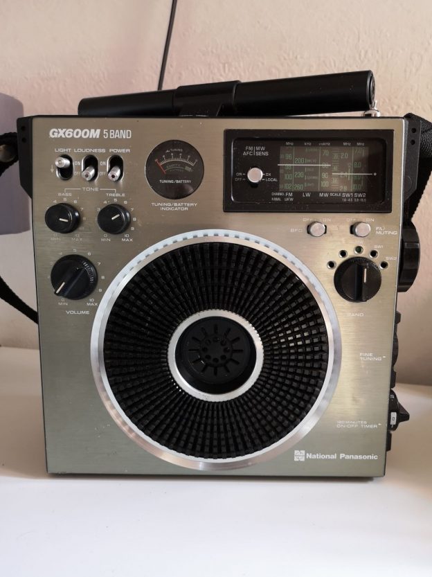 Mark loves his National Panasonic RF-1150 and could use some advice ...
