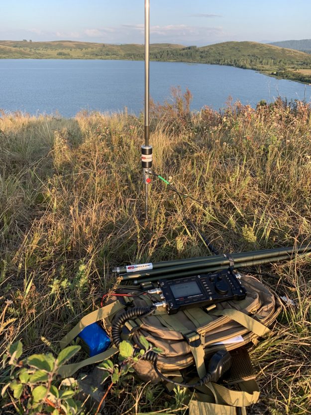 Photos of the lab599 Discovery TX-500 in the field | The SWLing Post