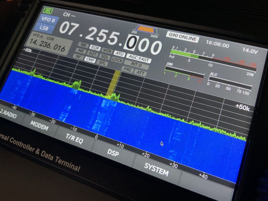First look at the new Xiegu GSOC Touch Screen Transceiver Controller ...