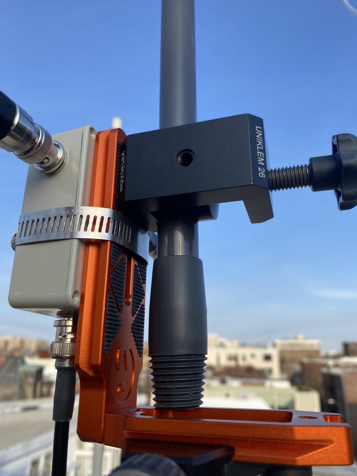 The “Signal Sweeper”: How to build a portable Wellbrook loop antenna ...