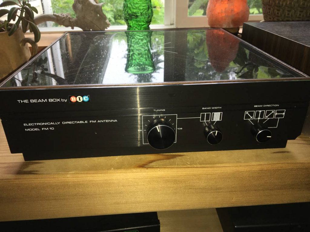 The Beam Box Model FM 10 | The SWLing Post