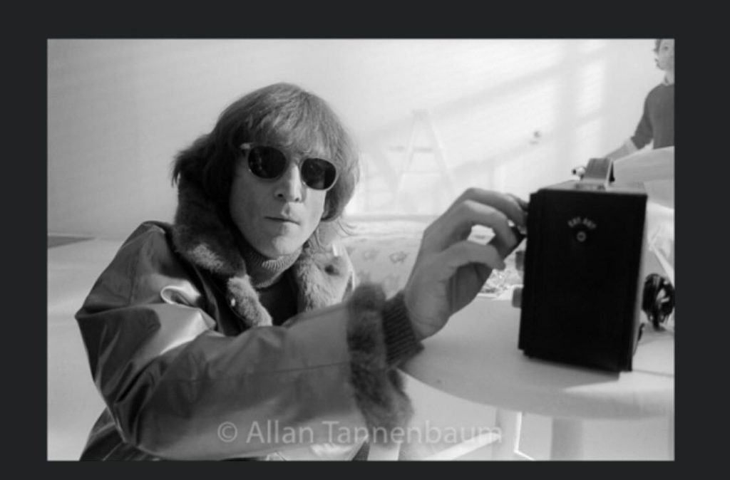 Can you identify John Lennon’s mystery radio? | The SWLing Post