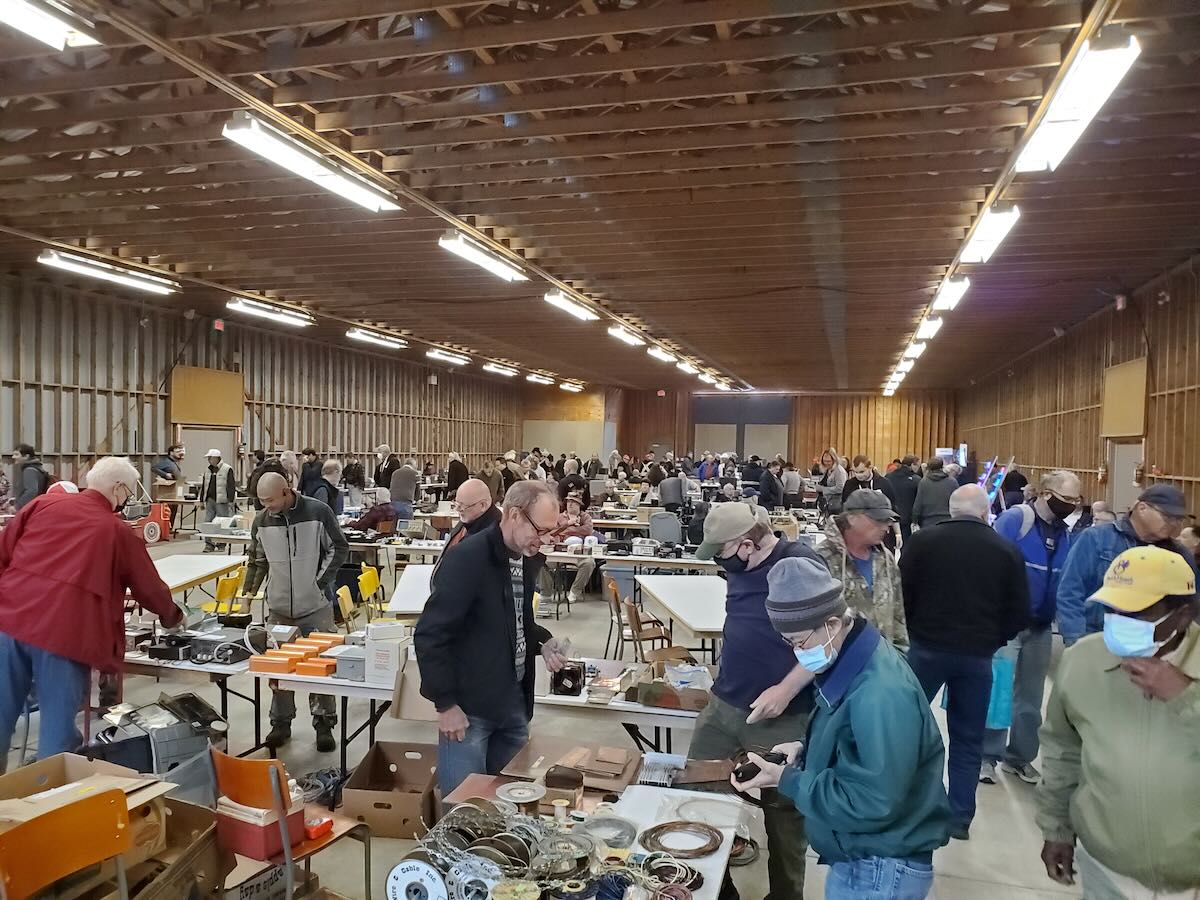 Hamilton Ontario Hamfest 2022 – 3 | The SWLing Post