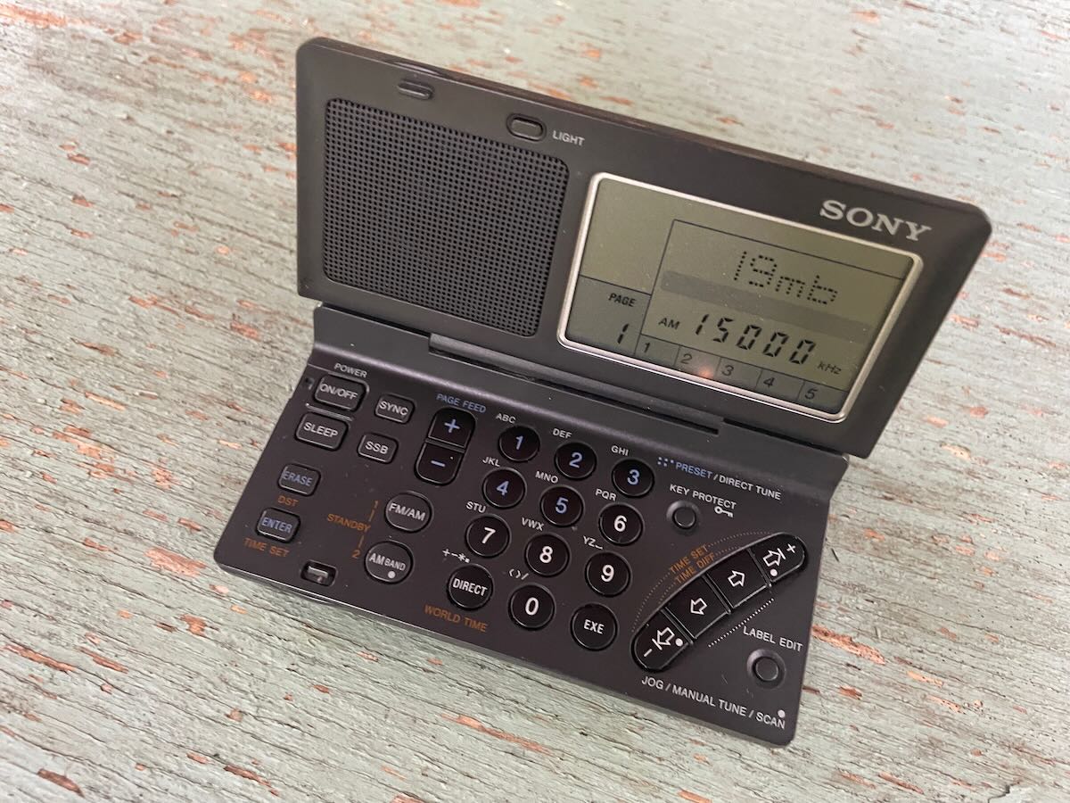 Readers and friends have spoken: I’m keeping the Sony ICF-SW100 | The ...