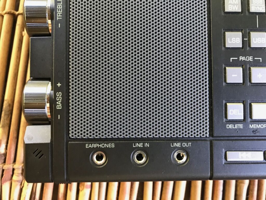 A review of the Tecsun H-501x portable shortwave radio receiver | The ...