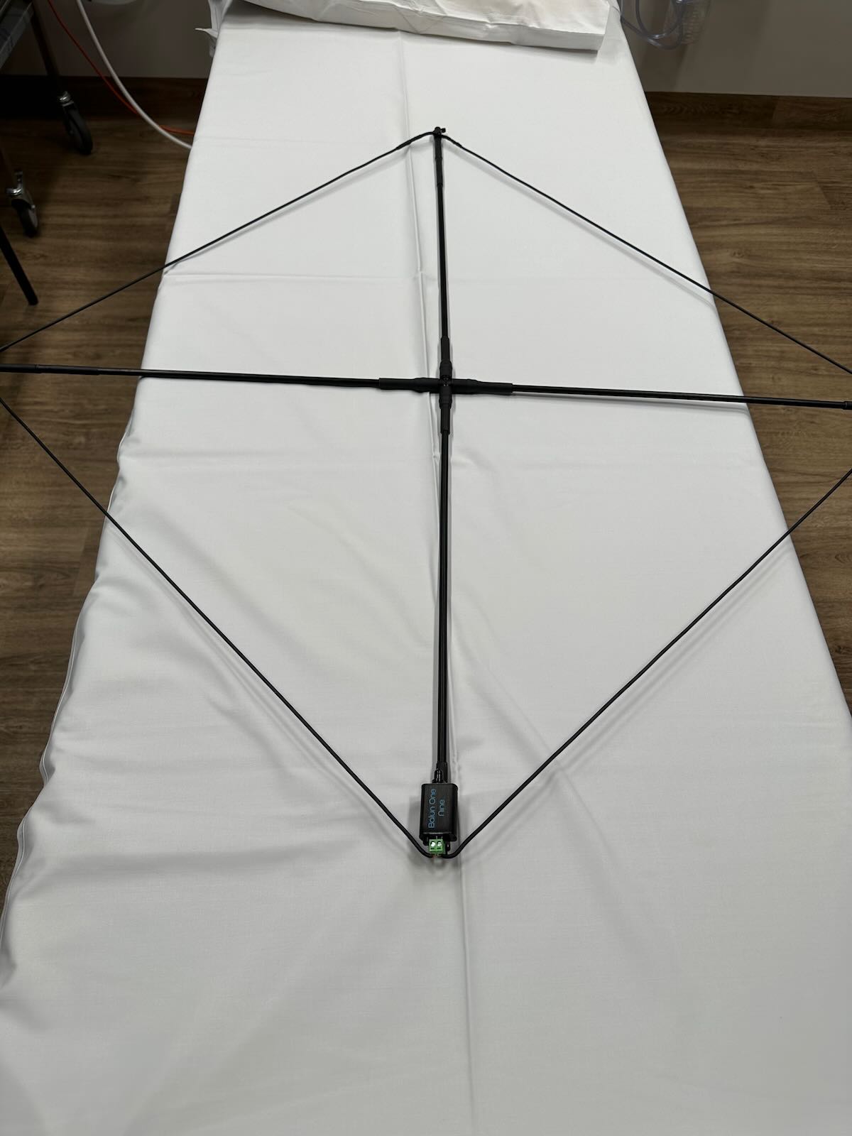 Born in the ER: Andrew’s portable SULA antenna | The SWLing Post