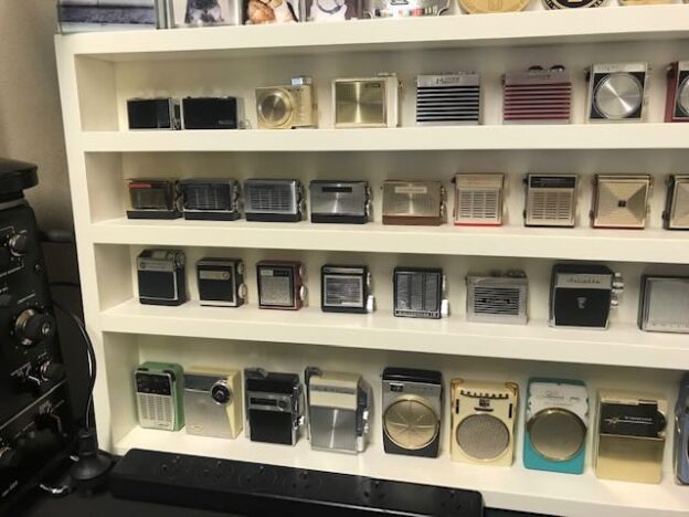 Mark’s collection of vintage micro radios | The SWLing Post