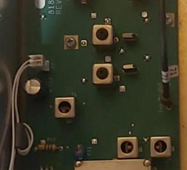 Comparing the Watkins-Johnson WJ-8711 & WJ-8712 with TEN-TEC RX-340 ...