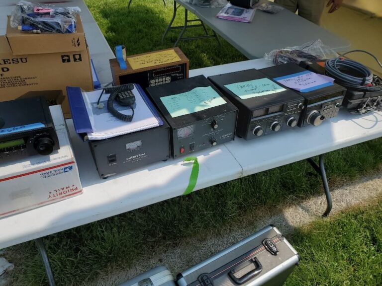 Mike – VE3MKX Hamvention 2023 FDIM Photos – 48 | The SWLing Post