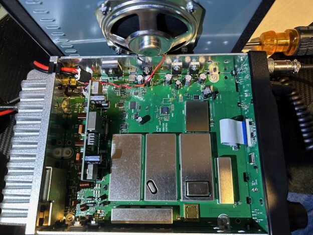 Radioddity QT80 10m Radio | The SWLing Post