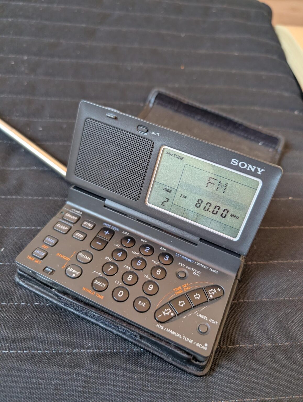 Blackout in Europe: Portable Radios Deliver News — REE Falls Silent ...